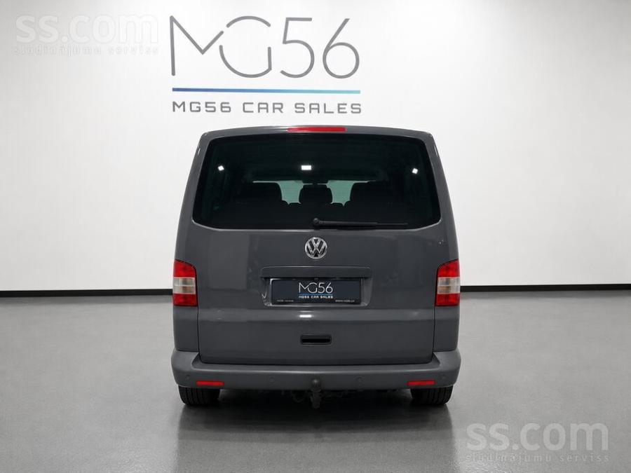 Pelēks Volkswagen T5 2010 Rīga, ar dzinēja tilpumu 2.00 L un nobraukumu 297 tūkst. km par 9900 €, foto 7 vietnē AUTOMOTO.COM.LV