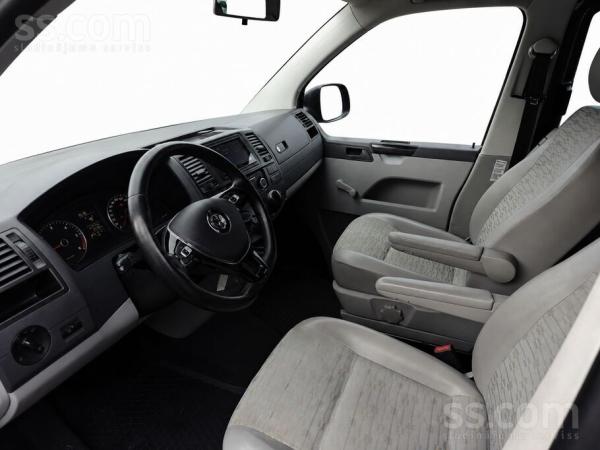 Grey Volkswagen T5 2010 in Riga, with an engine capacity of 2.00 L and mileage of 297 thousand km for 9900 €, photo 9 on AUTOMOTO.COM.LV