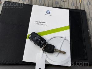 Pelēks Volkswagen T5 2010 Rīga, ar dzinēja tilpumu 2.00 L un nobraukumu 297 tūkst. km par 9900 €, foto 20 vietnē AUTOMOTO.COM.LV