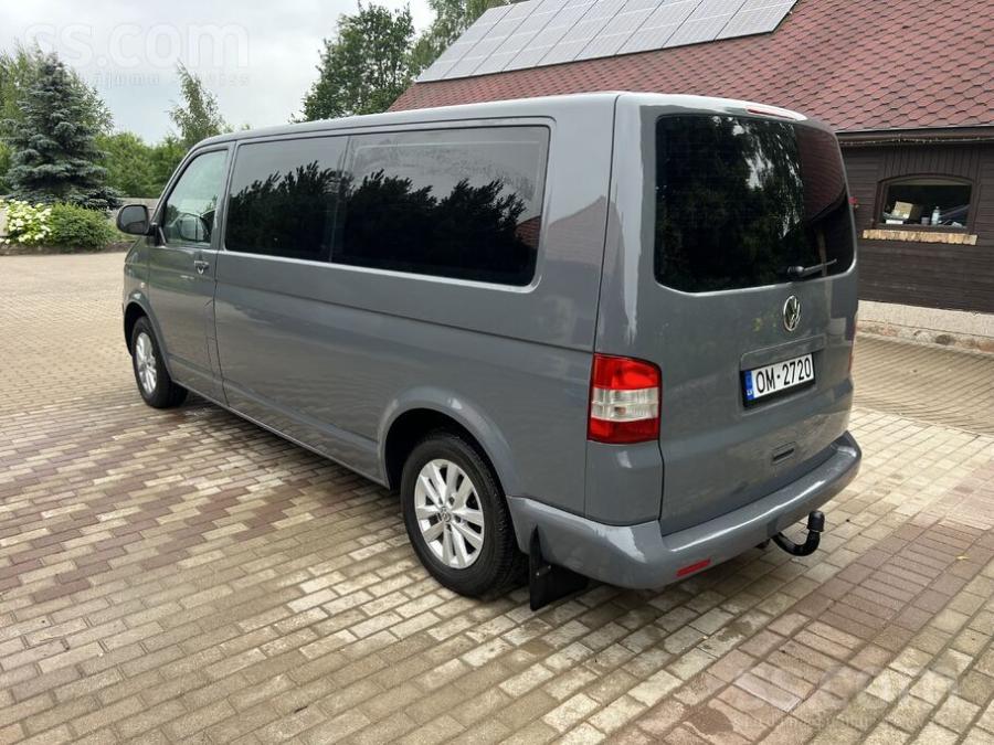 Pelēks Volkswagen T5 2011 Dobele, ar dzinēja tilpumu 2.00 L un nobraukumu 331 tūkst. km par 10500 €, foto 8 vietnē AUTOMOTO.COM.LV