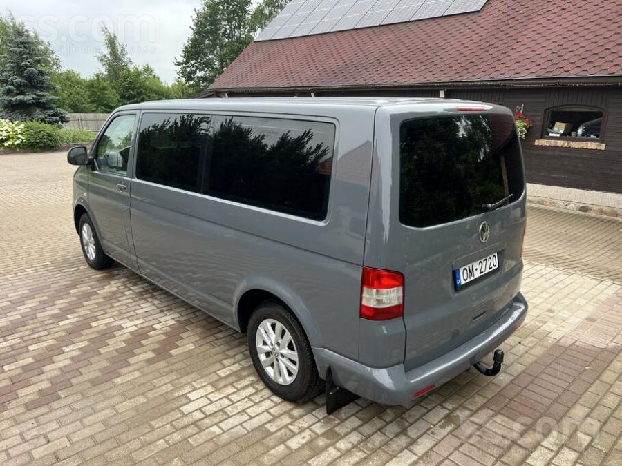 Pelēks Volkswagen T5 2011 Dobele, ar dzinēja tilpumu 2.00 L un nobraukumu 331 tūkst. km par 10500 €, foto 9 vietnē AUTOMOTO.COM.LV