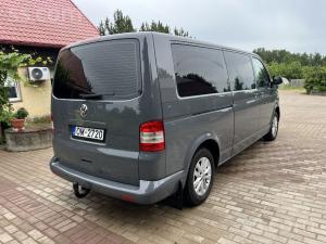 Pelēks Volkswagen T5 2011 Dobele, ar dzinēja tilpumu 2.00 L un nobraukumu 331 tūkst. km par 10500 €, foto 11 vietnē AUTOMOTO.COM.LV