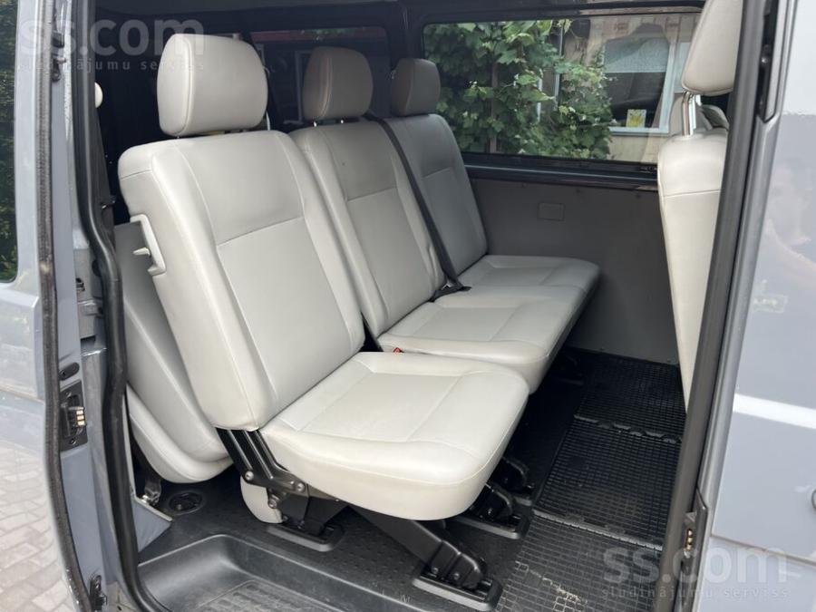Pelēks Volkswagen T5 2011 Dobele, ar dzinēja tilpumu 2.00 L un nobraukumu 331 tūkst. km par 10500 €, foto 17 vietnē AUTOMOTO.COM.LV