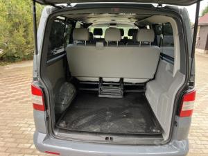 Pelēks Volkswagen T5 2011 Dobele, ar dzinēja tilpumu 2.00 L un nobraukumu 331 tūkst. km par 10500 €, foto 22 vietnē AUTOMOTO.COM.LV
