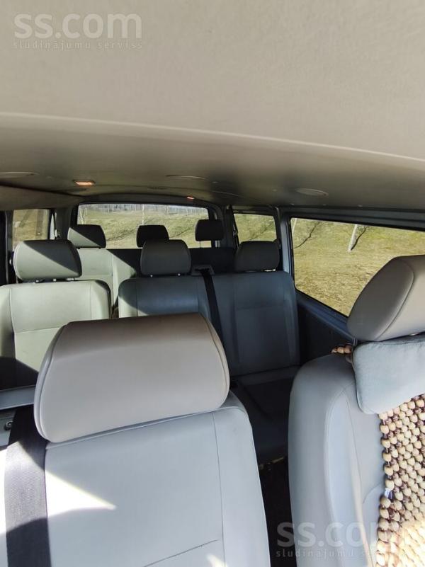 Pelēks Volkswagen T5 2012 Rīga, ar dzinēja tilpumu 2.00 L un nobraukumu 376 tūkst. km par 7300 €, foto 6 vietnē AUTOMOTO.COM.LV