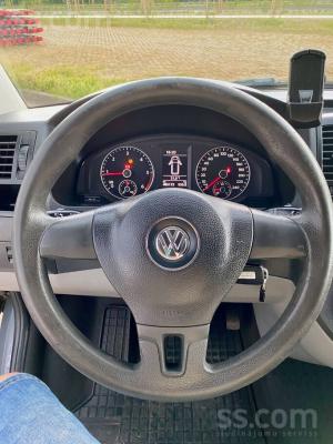 Grey Volkswagen T5 2013 in Vilnius, with an engine capacity of 2.00 L and mileage of 406 thousand km for 6000 €, photo 14 on AUTOMOTO.COM.LV