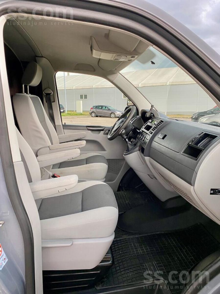 Grey Volkswagen T5 2013 in Vilnius, with an engine capacity of 2.00 L and mileage of 406 thousand km for 6000 €, photo 17 on AUTOMOTO.COM.LV