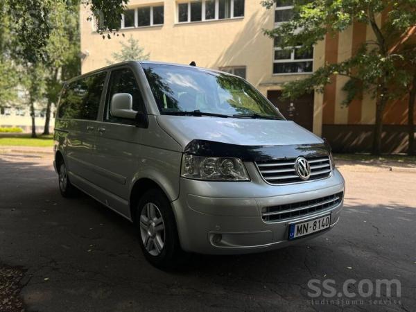Pelēks Volkswagen T5 2004 Rīga, ar dzinēja tilpumu 2.50 L un nobraukumu 441 tūkst. km par 5900 €, foto 2 vietnē AUTOMOTO.COM.LV