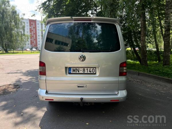 Pelēks Volkswagen T5 2004 Rīga, ar dzinēja tilpumu 2.50 L un nobraukumu 441 tūkst. km par 5900 €, foto 5 vietnē AUTOMOTO.COM.LV