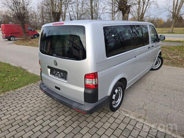Grey Volkswagen T5 2014 in Ogre, with an engine capacity of 2.00 L and mileage of 252 thousand km for 12970 €, photo 2 on AUTOMOTO.COM.LV