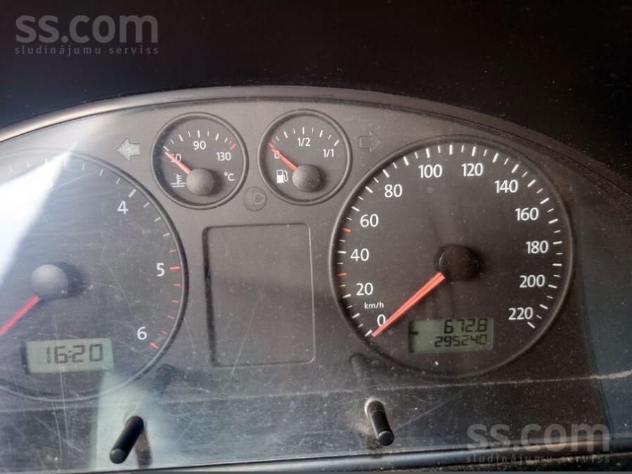Volkswagen T5 2005 Rīga, ar dzinēja tilpumu 2.50 L un nobraukumu 296 tūkst. km par 3900 €, foto 6 vietnē AUTOMOTO.COM.LV