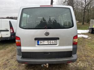 Volkswagen T5 2009 Bauska, ar dzinēja tilpumu 2.50 L un nobraukumu 384 tūkst. km par 4700 €, foto 4 vietnē AUTOMOTO.COM.LV