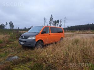 Oranžs Volkswagen T5 2004 Ventspils, ar dzinēja tilpumu 1.90 L un nobraukumu 0 tūkst. km par 3950 €, foto 2 vietnē AUTOMOTO.COM.LV