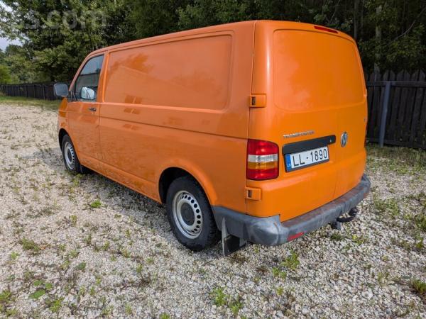 Oranžs Volkswagen T5 2004 Valmiera, ar dzinēja tilpumu 1.90 L un nobraukumu 207 tūkst. km par 5000 €, foto 6 vietnē AUTOMOTO.COM.LV