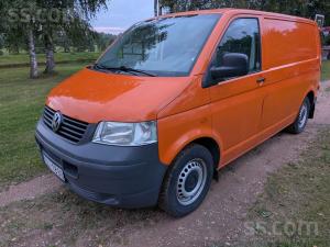 Orange Volkswagen T5 2004 in Valmiera, with an engine capacity of 1.90 L and mileage of 207 thousand km for 4900 €, photo 4 on AUTOMOTO.COM.LV