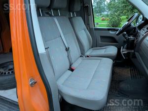 Orange Volkswagen T5 2004 in Valmiera, with an engine capacity of 1.90 L and mileage of 207 thousand km for 4900 €, photo 10 on AUTOMOTO.COM.LV