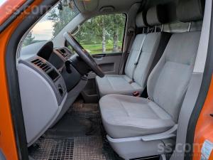 Orange Volkswagen T5 2004 in Valmiera, with an engine capacity of 1.90 L and mileage of 207 thousand km for 4900 €, photo 12 on AUTOMOTO.COM.LV
