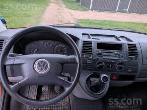 Orange Volkswagen T5 2004 in Valmiera, with an engine capacity of 1.90 L and mileage of 207 thousand km for 4900 €, photo 14 on AUTOMOTO.COM.LV