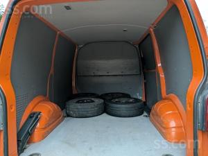 Orange Volkswagen T5 2004 in Valmiera, with an engine capacity of 1.90 L and mileage of 207 thousand km for 4900 €, photo 16 on AUTOMOTO.COM.LV