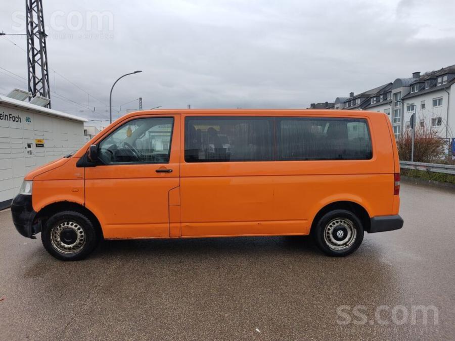 Orange Volkswagen T5 2005 in Tukums, with an engine capacity of 1.90 L and mileage of 572 thousand km for 4299 €, photo 4 on AUTOMOTO.COM.LV