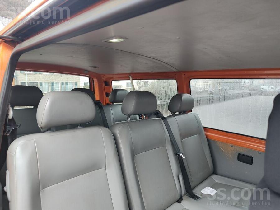 Orange Volkswagen T5 2005 in Tukums, with an engine capacity of 1.90 L and mileage of 572 thousand km for 4299 €, photo 9 on AUTOMOTO.COM.LV