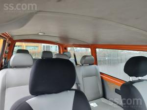 Orange Volkswagen T5 2005 in Tukums, with an engine capacity of 1.90 L and mileage of 572 thousand km for 4299 €, photo 10 on AUTOMOTO.COM.LV