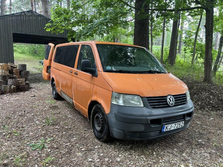 Orange Volkswagen T5 2005 in Riga, with an engine capacity of 2.50 L and mileage of 440 thousand km for 2700 €, photo 8 on AUTOMOTO.COM.LV