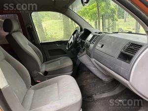 Orange Volkswagen T5 2005 in Riga, with an engine capacity of 2.50 L and mileage of 440 thousand km for 2700 €, photo 15 on AUTOMOTO.COM.LV