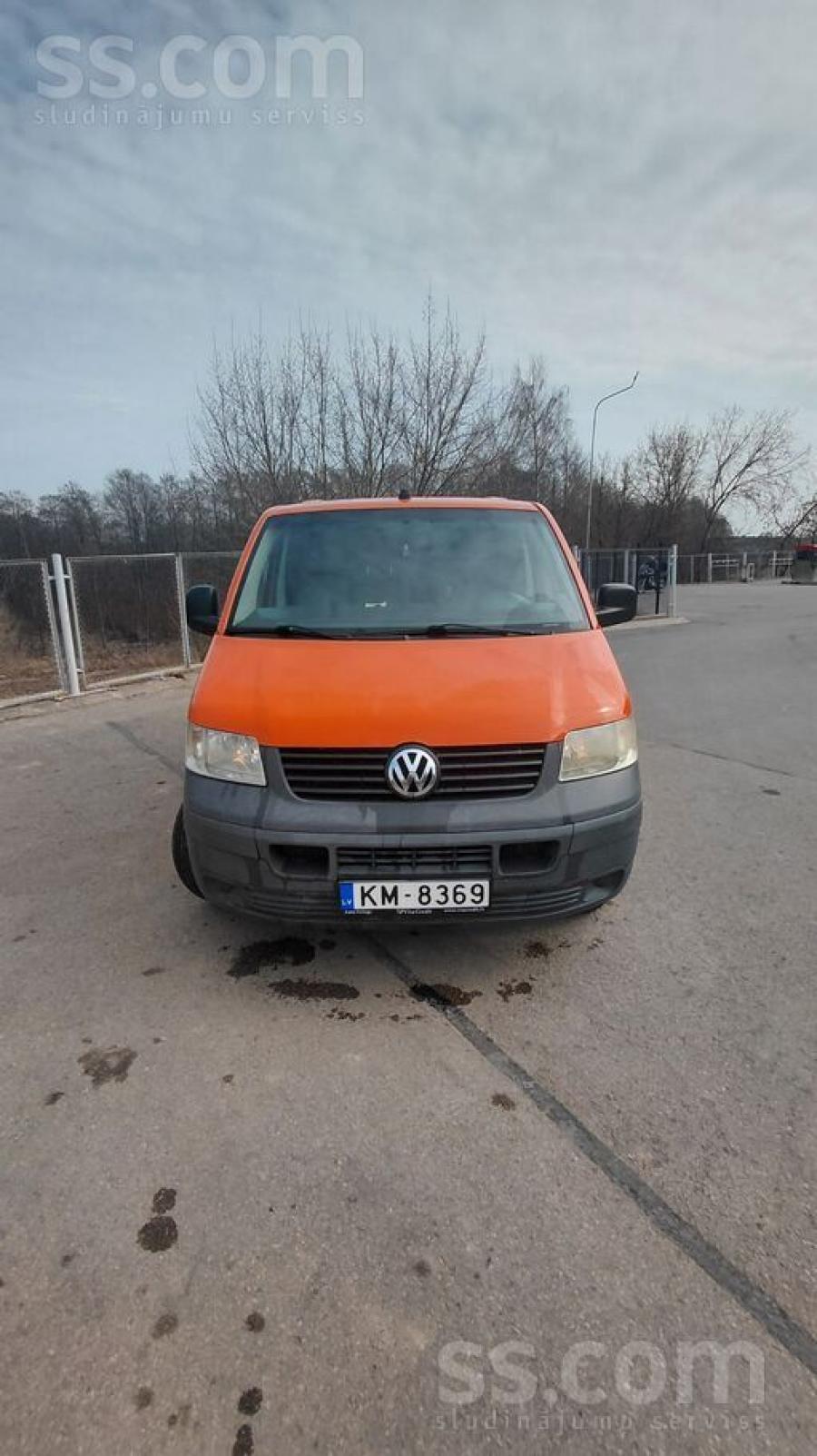 Oranžs Volkswagen T5 2006 Daugavpils, ar dzinēja tilpumu 1.90 L un nobraukumu 376 tūkst. km par 5000 €, foto 3 vietnē AUTOMOTO.COM.LV