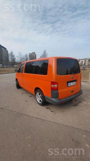 Oranžs Volkswagen T5 2006 Daugavpils, ar dzinēja tilpumu 1.90 L un nobraukumu 376 tūkst. km par 5000 €, foto 5 vietnē AUTOMOTO.COM.LV