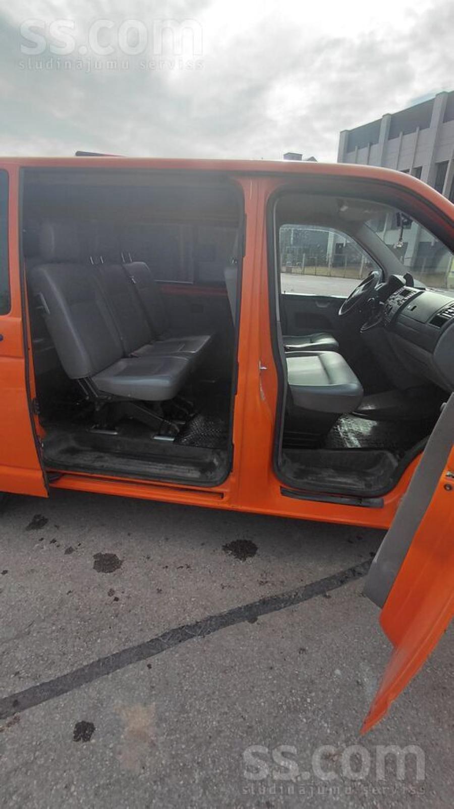 Oranžs Volkswagen T5 2006 Daugavpils, ar dzinēja tilpumu 1.90 L un nobraukumu 376 tūkst. km par 5000 €, foto 11 vietnē AUTOMOTO.COM.LV
