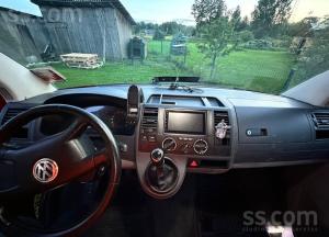 Red Volkswagen T5 2004 in Jekabpils, with an engine capacity of 1.90 L and mileage of 371 thousand km for 6800 €, photo 3 on AUTOMOTO.COM.LV