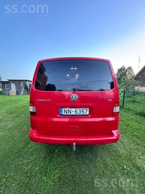 Red Volkswagen T5 2004 in Jekabpils, with an engine capacity of 1.90 L and mileage of 371 thousand km for 6800 €, photo 7 on AUTOMOTO.COM.LV