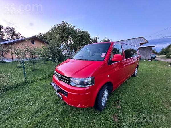 Red Volkswagen T5 2004 in Jekabpils, with an engine capacity of 1.90 L and mileage of 371 thousand km for 6800 €, photo 7 on AUTOMOTO.COM.LV