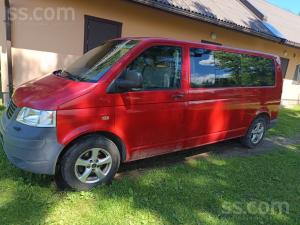 Sarkans Volkswagen T5 2005 Ventspils, ar dzinēja tilpumu 2.00 L un nobraukumu 530 tūkst. km par 4500 €, foto 3 vietnē AUTOMOTO.COM.LV