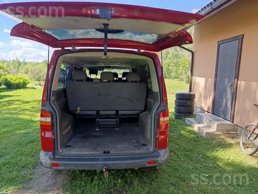 Sarkans Volkswagen T5 2005 Ventspils, ar dzinēja tilpumu 2.00 L un nobraukumu 530 tūkst. km par 4500 €, foto 5 vietnē AUTOMOTO.COM.LV