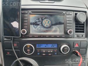 Sarkans Volkswagen T5 2006 Daugavpils, ar dzinēja tilpumu 1.90 L un nobraukumu 190 tūkst. km par 11000 €, foto 8 vietnē AUTOMOTO.COM.LV