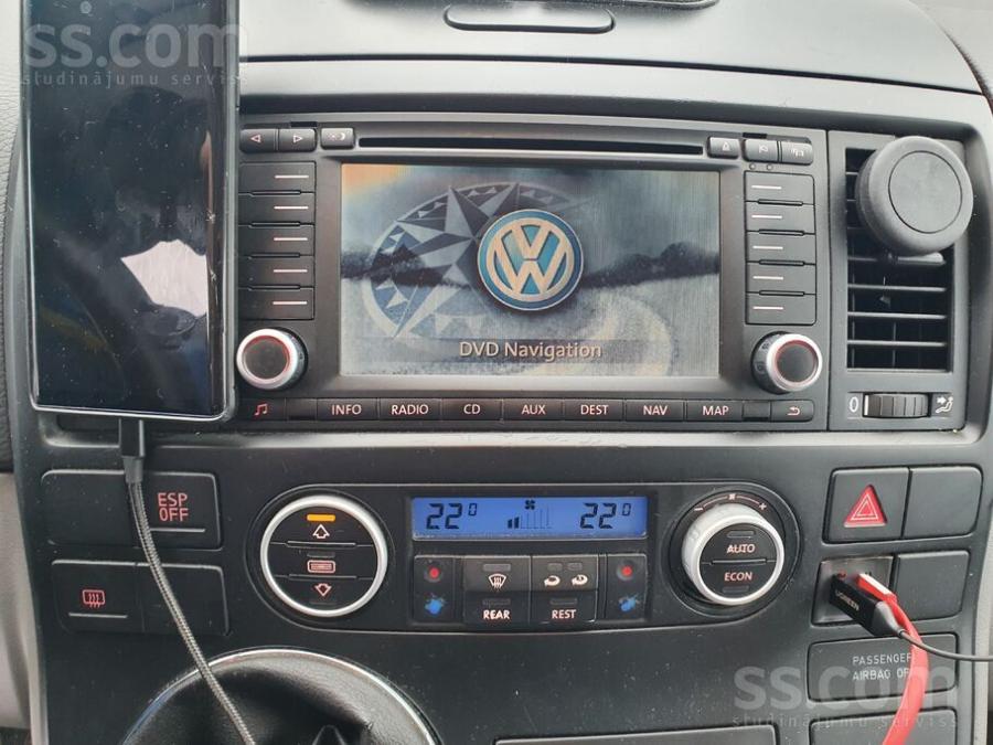 Sarkans Volkswagen T5 2006 Daugavpils, ar dzinēja tilpumu 1.90 L un nobraukumu 190 tūkst. km par 11000 €, foto 8 vietnē AUTOMOTO.COM.LV