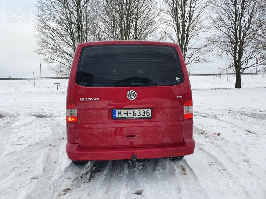 Sarkans Volkswagen T5 2006 Daugavpils, ar dzinēja tilpumu 1.90 L un nobraukumu 190 tūkst. km par 11000 €, foto 16 vietnē AUTOMOTO.COM.LV