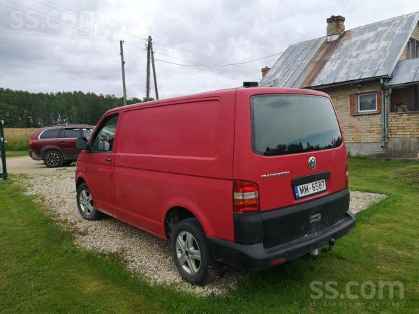 Sarkans Volkswagen T5 2007 Ogre, ar dzinēja tilpumu 1.90 L un nobraukumu 334 tūkst. km par 3500 €, foto 3 vietnē AUTOMOTO.COM.LV