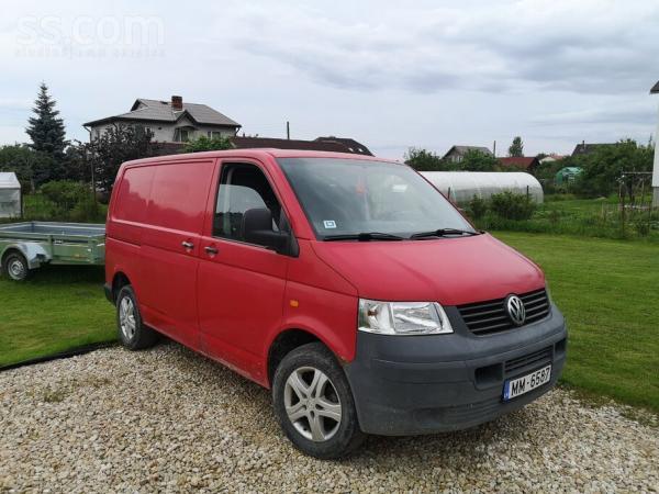 Sarkans Volkswagen T5 2007 Ogre, ar dzinēja tilpumu 1.90 L un nobraukumu 334 tūkst. km par 3500 €, foto 7 vietnē AUTOMOTO.COM.LV