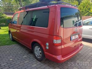 Красный Фольксваген Т5 2007 в Рига, объемом двигателя 2.50 л и пробегом 201 тыс. км за 6400 €, фото 4 на AUTOMOTO.COM.LV