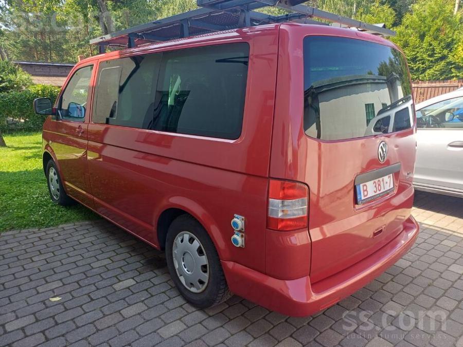 Красный Фольксваген Т5 2007 в Рига, объемом двигателя 2.50 л и пробегом 201 тыс. км за 6400 €, фото 4 на AUTOMOTO.COM.LV