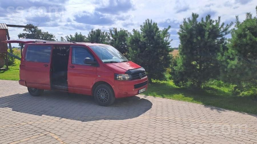 Sarkans Volkswagen T5 2010 Talsi, ar dzinēja tilpumu 1.90 L un nobraukumu 650 tūkst. km par 4750 €, foto 3 vietnē AUTOMOTO.COM.LV