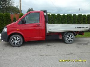 Красный Фольксваген Т5 2005 в Бауска, объемом двигателя 1.90 л и пробегом 299 тыс. км за 4200 €, фото  на AUTOMOTO.COM.LV