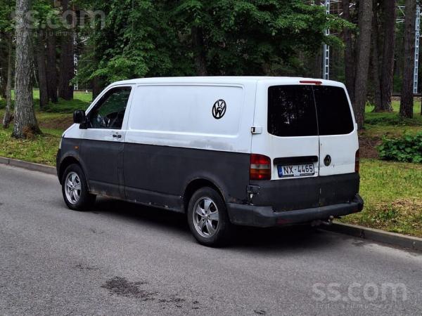 Balts Volkswagen T5 2004 Rīga, ar dzinēja tilpumu 1.90 L un nobraukumu 600 tūkst. km par 2100 €, foto 4 vietnē AUTOMOTO.COM.LV