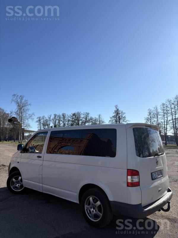 Balts Volkswagen T5 2004 Liepāja, ar dzinēja tilpumu 1.90 L un nobraukumu 461 tūkst. km par 5195 €, foto 3 vietnē AUTOMOTO.COM.LV