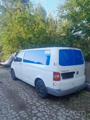 White Volkswagen T5 2004 in Aizkraukle, with an engine capacity of 1.90 L and mileage of 430 thousand km for 2600 €, photo 3 on AUTOMOTO.COM.LV