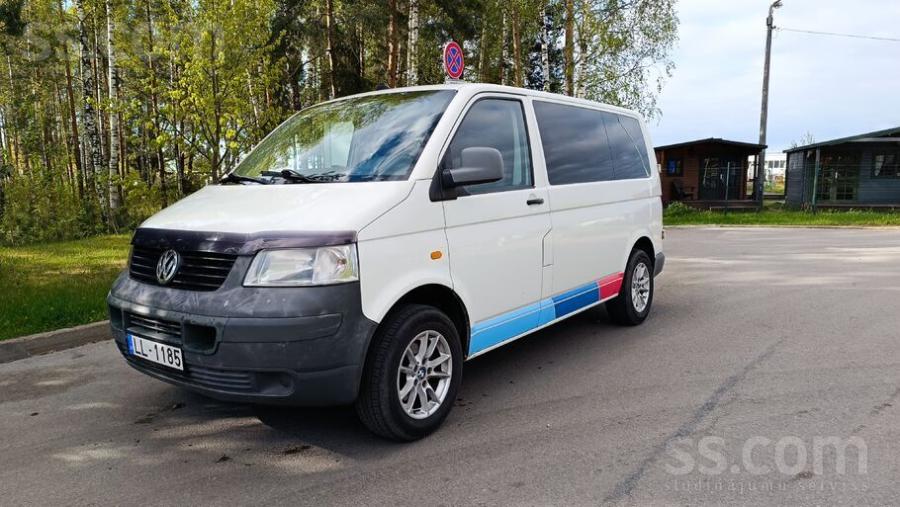 Balts Volkswagen T5 2005 Rīga, ar dzinēja tilpumu 2.50 L un nobraukumu 387 tūkst. km par 3700 €, foto 1 vietnē AUTOMOTO.COM.LV
