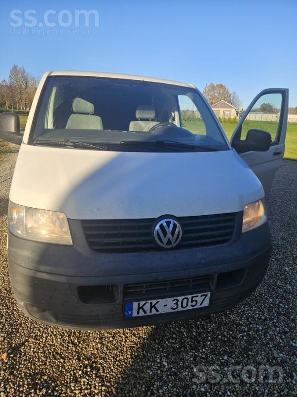 Balts Volkswagen T5 2005 Valka, ar dzinēja tilpumu 1.90 L un nobraukumu 363 tūkst. km par 3300 €, foto 1 vietnē AUTOMOTO.COM.LV